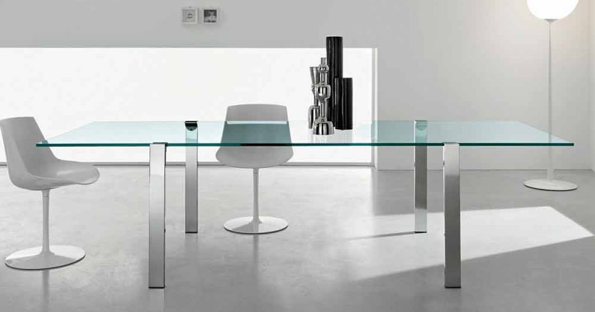 Tavolo da Pranzo Piano in Vetro Gambe Metallo Design Minimale